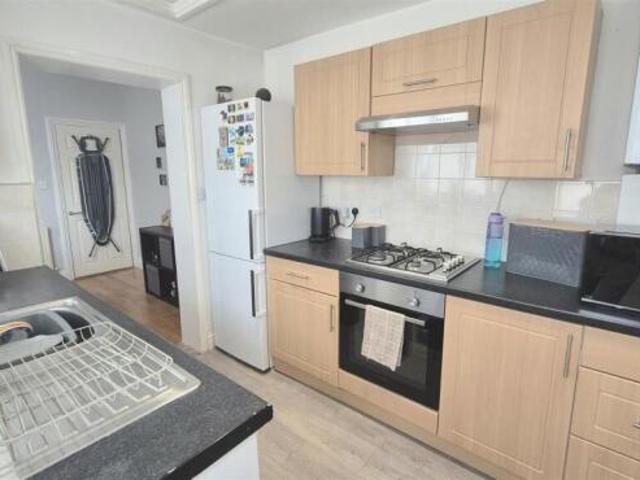 2 bedroom terraced house for rent in Emsworth Road, North End, PO2