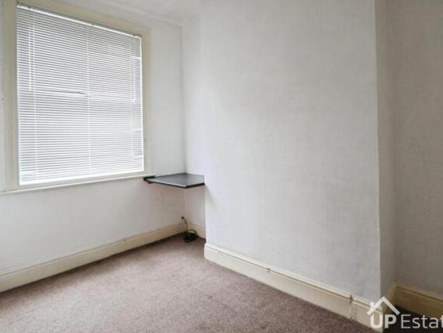 2 bedroom terraced house for rent in Enfield Road, Coventry, CV2