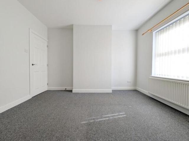 2 bedroom terraced house for rent in Earl Street, Warrington, WA2