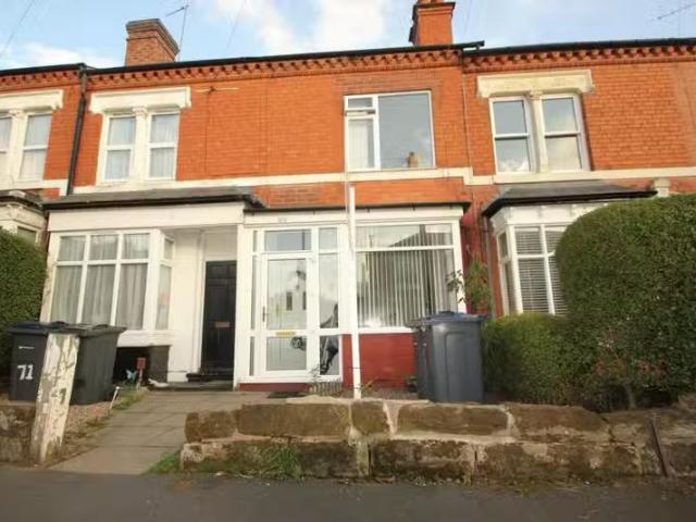 2 bedroom terraced house for rent in Earls Court Road, Birming.