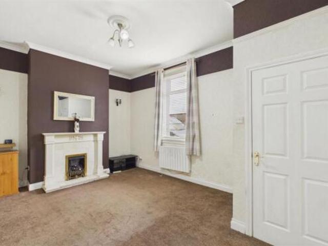 2 bedroom terraced house for rent in East View, Castletown, Sunderland, SR5