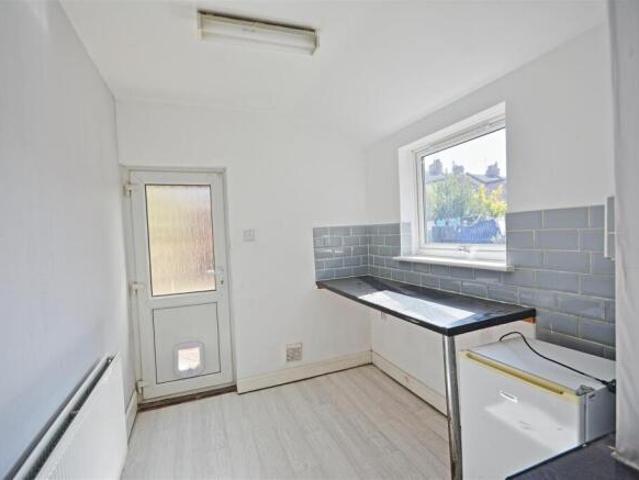 2 bedroom terraced house for rent in East Street, Abington, NN1