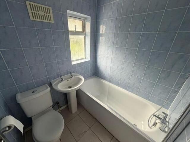 2 bedroom terraced house for rent in Eastern Avenue South, Kingsthorpe, NN2