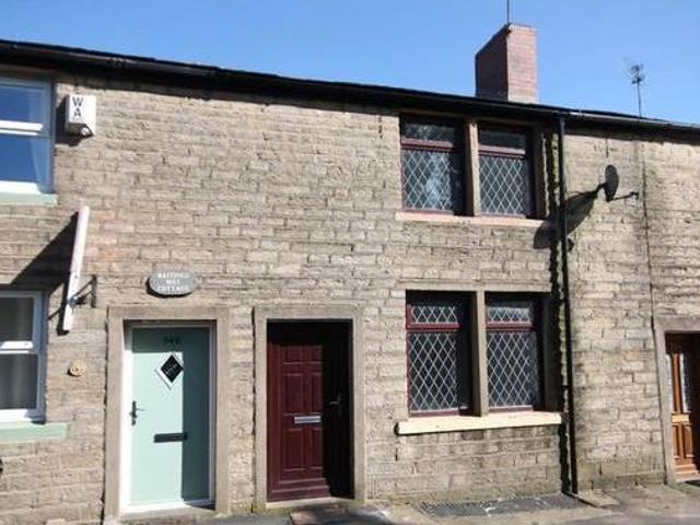 2 bedroom terraced house for rent in Edenfield Road Rochdale Greater Manchester OL12