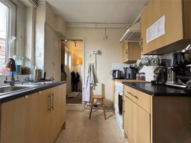 2 bedroom terraced house for rent in Edgehill Street, Reading, Berkshire, RG1