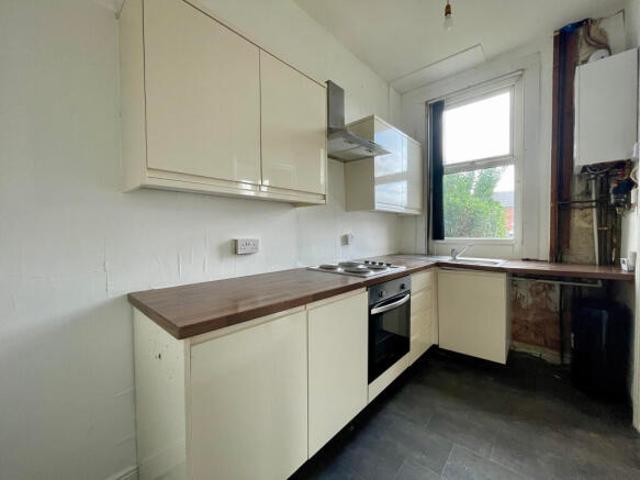2 bedroom terraced house for rent in Edgware Avenue, Leeds, LS8