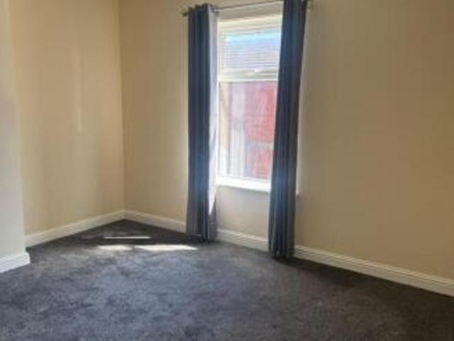 2 bedroom terraced house for rent in Elizabeth Street, Pendlebury, Swinton, Manchester, M27