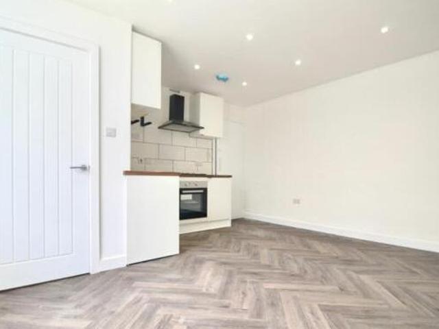 2 Bedroom Terraced House For Rent In Elland