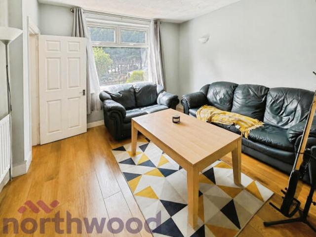 2 bedroom terraced house for rent in Ellen Street, Bewsey, WA5