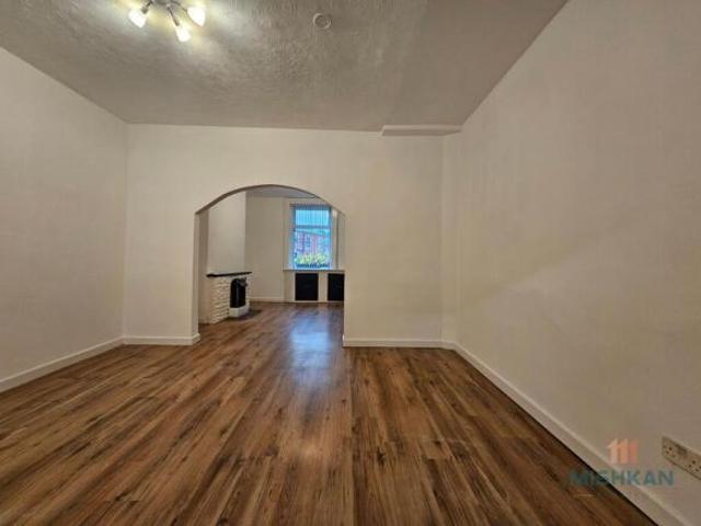 2 bedroom terraced house for rent in Elm Street, Failsworth, Manchester, M35