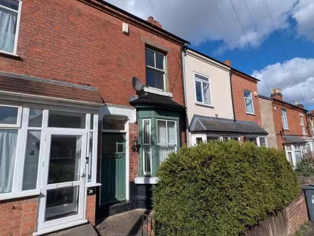 2 bedroom terraced house for rent in Elm Tree Road, Stirchley.