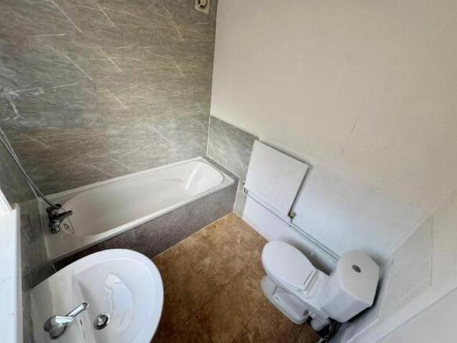 2 bedroom terraced house for rent in Estcourt Street, HULL, HU9