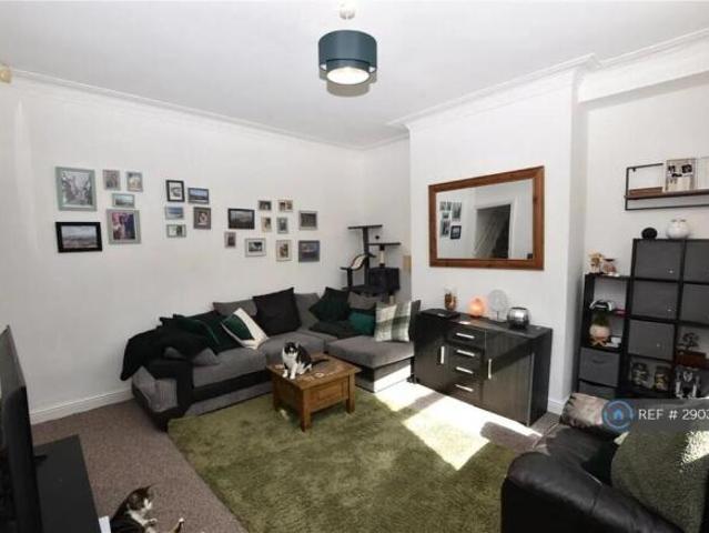 2 bedroom terraced house for rent in Eyres Street, Leeds, LS12