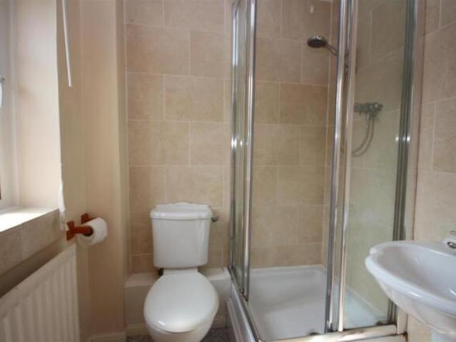 2 bedroom terraced house for rent in Foxwood Grove, Northfleet, Kent, DA11