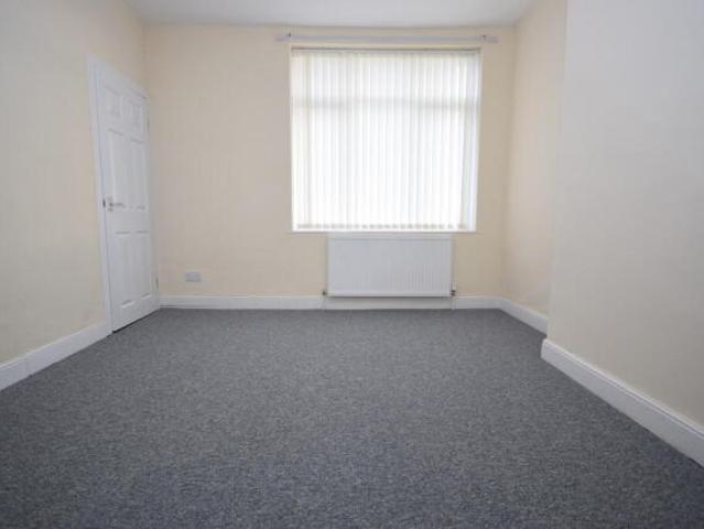 2 bedroom terraced house for rent in Forest Road, Yardley, B25