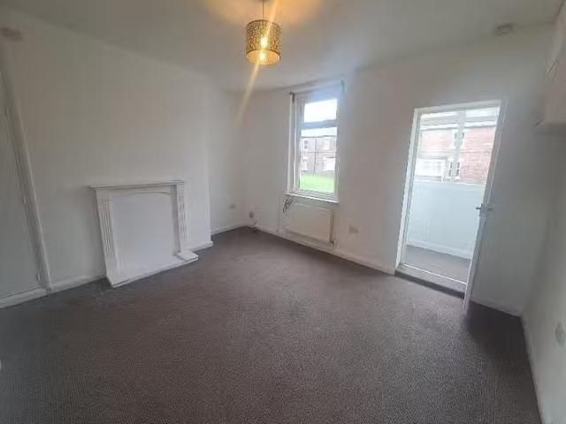 2 bedroom terraced house for rent in Fairy Street, Hetton Le H.