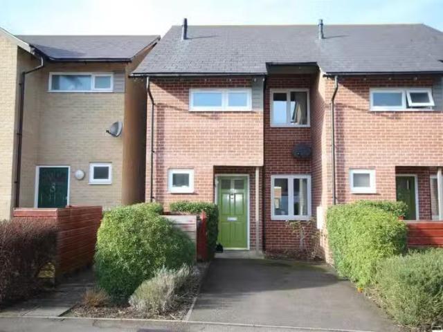 2 bedroom terraced house for rent in Falmouth Street, Newmarke.
