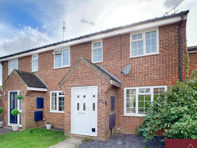 2 Bedroom Terraced House For Rent In Farnham