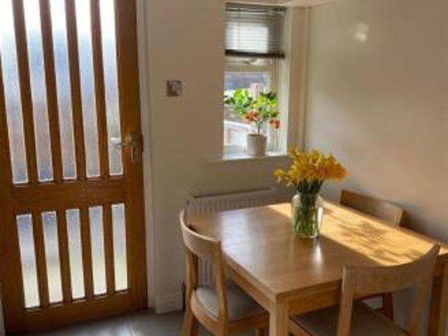 2 bedroom terraced house for rent in Featherbank Terrace, Horsforth, LS18