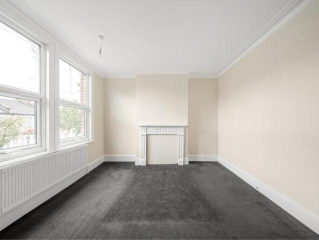 2 bedroom terraced house for rent in Federation Road, Abbey Wood, SE2