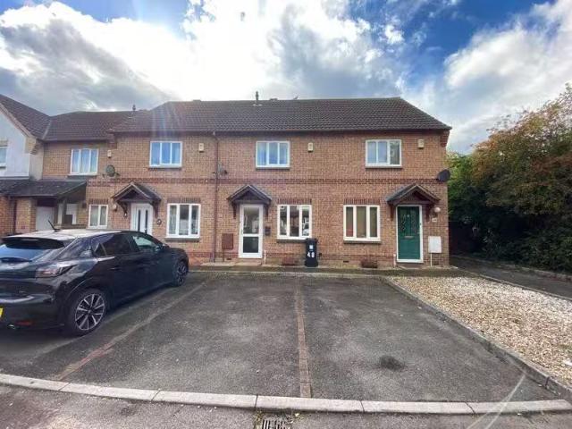 2 bedroom terraced house for rent in Fern Grove, Bristol, BS32