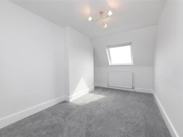 2 bedroom terraced house for rent in Fitzroy Road, Primrose Hill, NW1