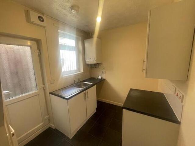 2 bedroom terraced house for rent in Finchley Road, Ipswich, Suffolk, IP4