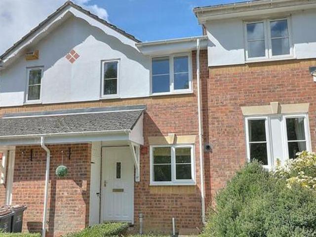 2 Bedroom Terraced House For Rent In Knightwood Park