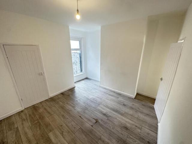 2 bedroom terraced house for rent in Kenyon Street, Gorton, Manchester, M18