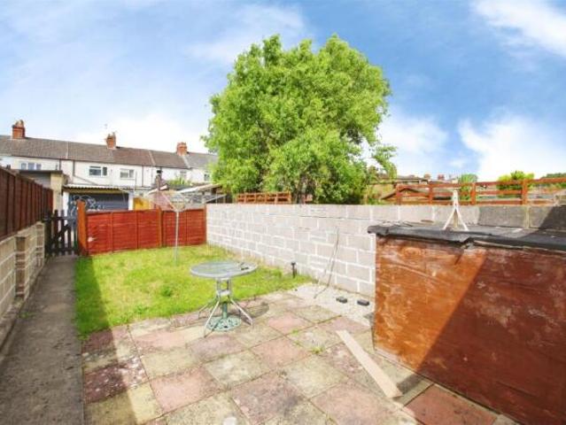 2 bedroom terraced house for rent in Kitchener Street, Swindon, Wiltshire, SN2