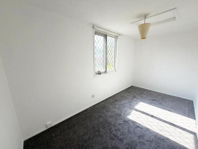 3 bedroom terraced house for rent in Kingfisher Close, Birchwood, Warrington, WA3