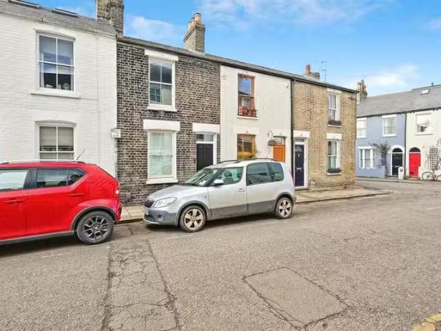 2 bedroom terraced house for rent in Kingston Street, Cambridg.