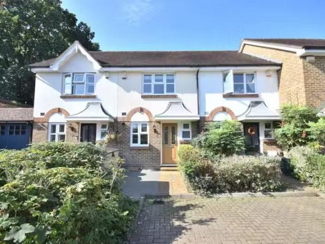 2 bedroom terraced house for rent in Kingsley Mews Chislehurst.