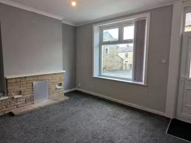 2 bedroom terraced house for rent in Holly Street, Nelson, BB9.