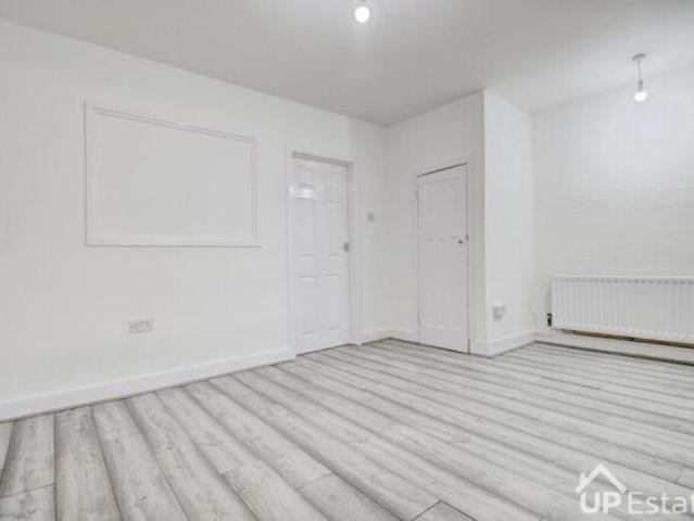 2 bedroom terraced house for rent in Honiton Road, Wyken, Coventry, CV2