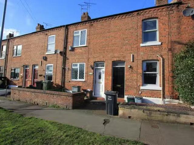 2 bedroom terraced house for rent in Hoole Lane, Hoole, Cheste.