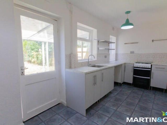 2 bedroom terraced house for rent in Hopstone Road, Selly Oak, B29