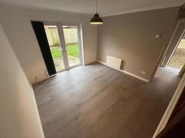 2 bedroom terraced house for rent in Hawthorn Crescent, Yatton.