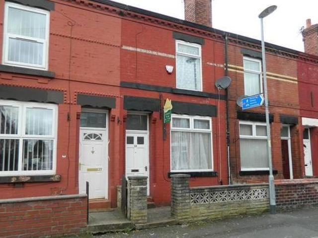2 bedroom terraced house for rent in Hawthorn Street Gorton Manchester M18