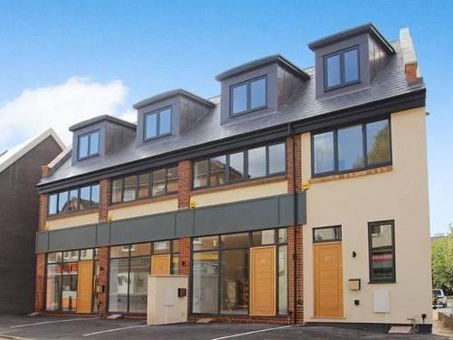 2 bedroom terraced house for rent in Haydon Place Guildford Surrey GU1