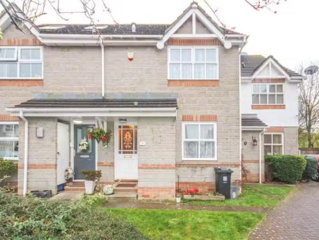 2 bedroom terraced house for rent in Hale Close, Bristol, Glou.
