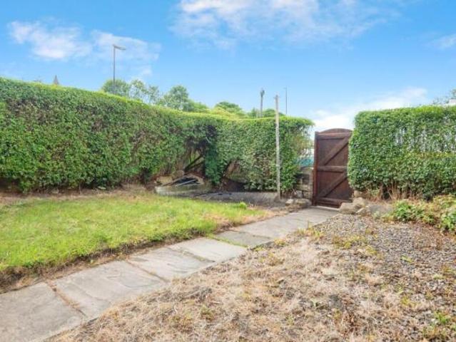 2 bedroom terraced house for rent in Half Mile Lane, Leeds, LS28
