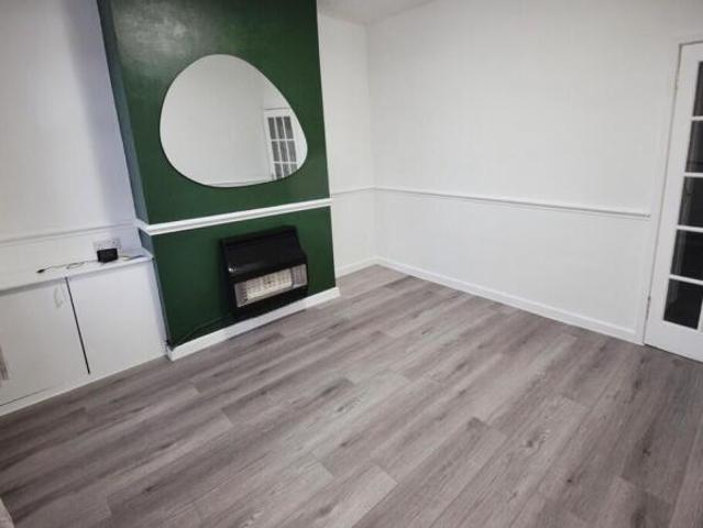 2 bedroom terraced house for rent in Hamil Road, Burslem, ST6