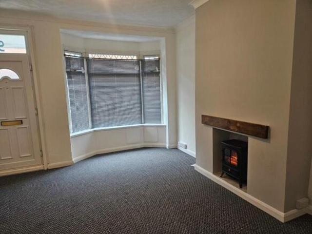 2 bedroom terraced house for rent in Hampshire Street, Hull, HU4