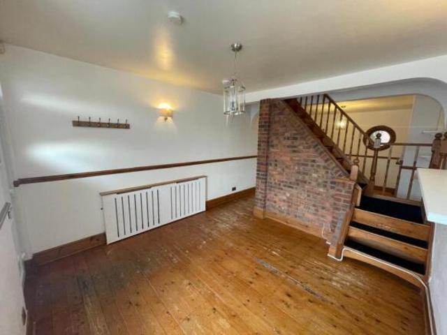 2 bedroom terraced house for rent in Hampton Court Road, Harborne, Birmingham, West Midlands, B17