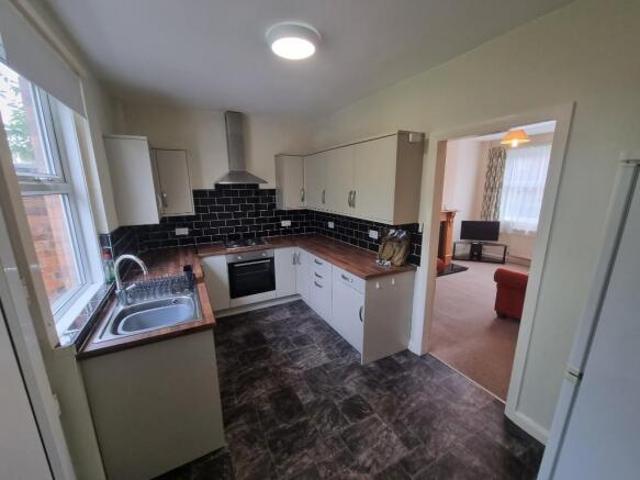 2 bedroom terraced house for rent in Harington Avenue, York, YO10