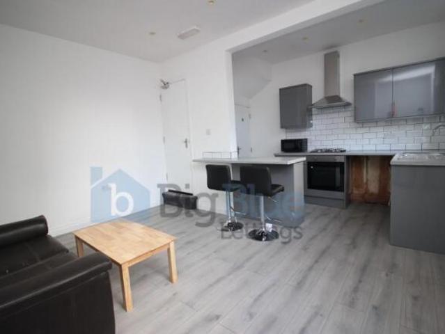 2 bedroom terraced house for rent in Harold Terrace, Full Refurb, Prime Location, LS6