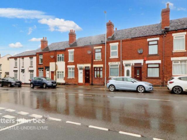 2 bedroom terraced house for rent in Hartshill Road, Stoke on trent, ST4