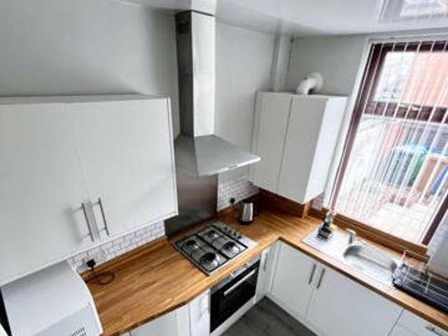 2 Bedroom Terraced House For Rent In Heywood, Lancashire