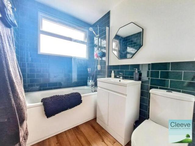 2 bedroom terraced house for rent in Helens Close, Cheltenham, GL51